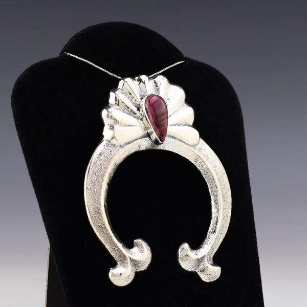 NATIVE AMERICAN NAVAJO SPINY OYSTER NAJA PENDANT BY GARY CUSTER | The ...