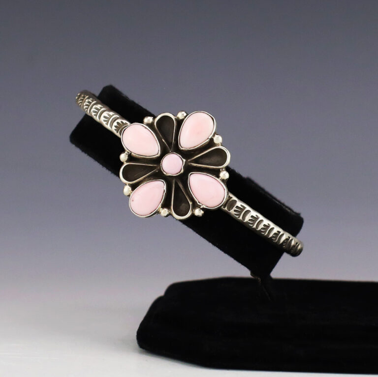 NATIVE AMERICAN NAVAJO STERLING SILVER & PINK CONCH SHELL BRACELET BY ...