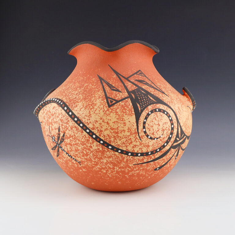 NATIVE AMERICAN ZUNI LIZARD POTTERY VASE BY DELDRICK CELLICION | The ...