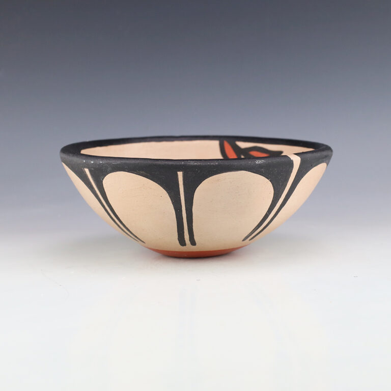 DEER POTTERY BOWL BY ROSE PACHECO KEWA | The Crow and The Cactus