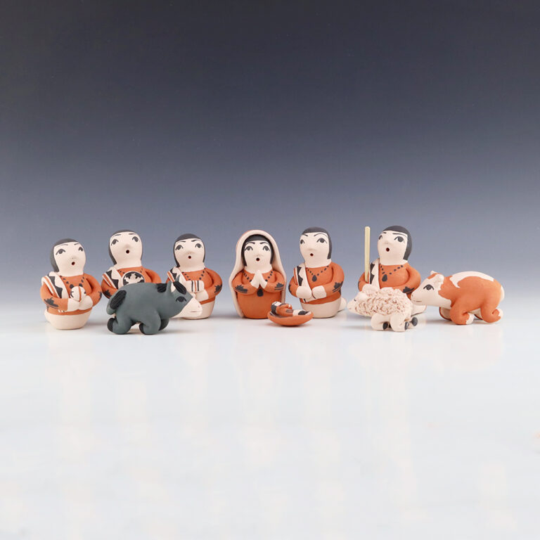 KEWA SANTO DOMINGO POTTERY NATIVITY BY ANGEL & RALPH BAILON | The Crow ...
