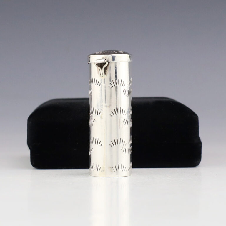 NAVAJO STERLING SILVER BOX BY JEFFREY CHEE | The Crow and The Cactus