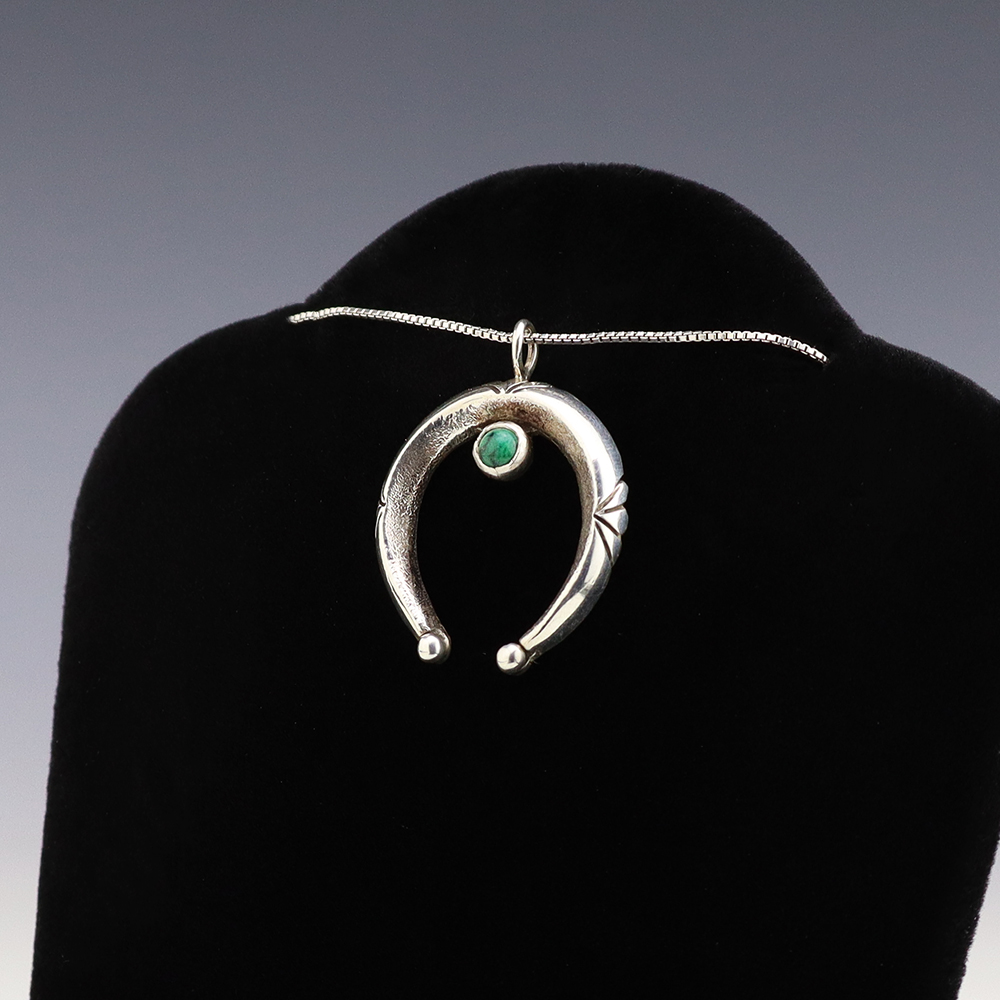 NATIVE AMERICAN NAVAJO STERLING SILVER & MALACHITE PENDANT BY LEE ...